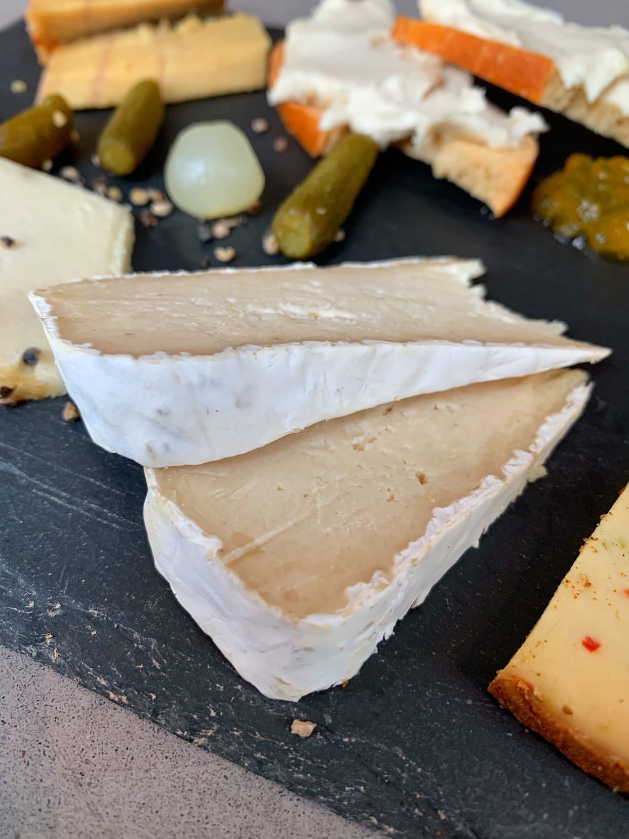 Tasting Flight: cheese with crackers & jam | Riverdel, The Original ...